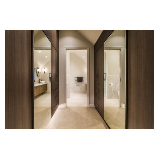 Parnell Basin Townhouse - Walk in Robe - Transitional - Closet ...