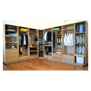 Solid messmate timber corner robe - Moderne - Armoire et Dressing ...