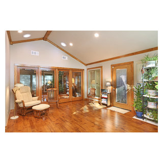 A Beautiful Sunroom & Atrium Addition - Classique - Véranda et Verrière ...