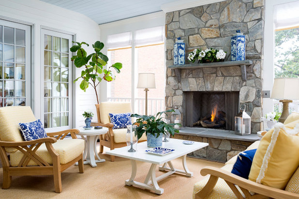 10 Gorgeous Sunrooms Bring In the Outdoors Year-Round