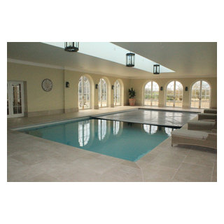 DRIGLIDE UNDER-COPING AUTOMATIC SAFETY COVER. - Traditional - Pool ...