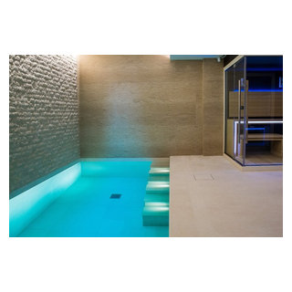 Luxury Indoor Pool with Counter Current Unit and Automatic Slatted Pool ...