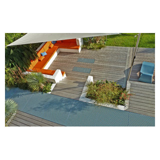 Allée design en verre : imprimé vintage - Moderne - Terrasse en Bois ...