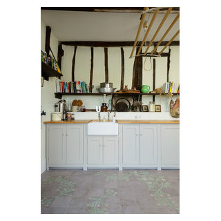 Lidham Hill Farm Utility Room by deVOL - Farmhouse - Laundry Room ...