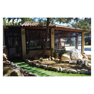 Vertical-Tex - Vertical Enclosures - Rustic - Sunroom - Los Angeles ...