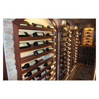 11-32 Palm Beach, FL: Custom Cellar - Traditional - Wine Cellar - Miami ...
