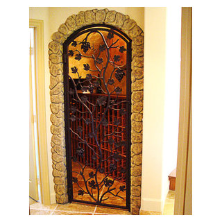 Iron Doors, Gates and Railing - Méditerranéen - Cave à Vin - San Diego ...