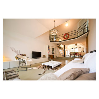 140 qm Galeriewohnung in München - Contemporary - Living Room - Munich ...