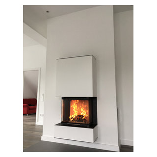 Dreiseitiger Kamin schwebend - Contemporary - Living Room - Dusseldorf ...