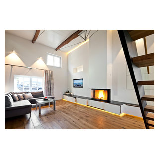 Kamin als Loft-Wohnwärmemöbel® mit Stauraum und Medientechnik ...