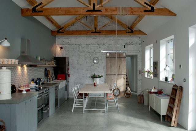 My Houzz: Carpenter’s Workshop Becomes a Cozy Family Home