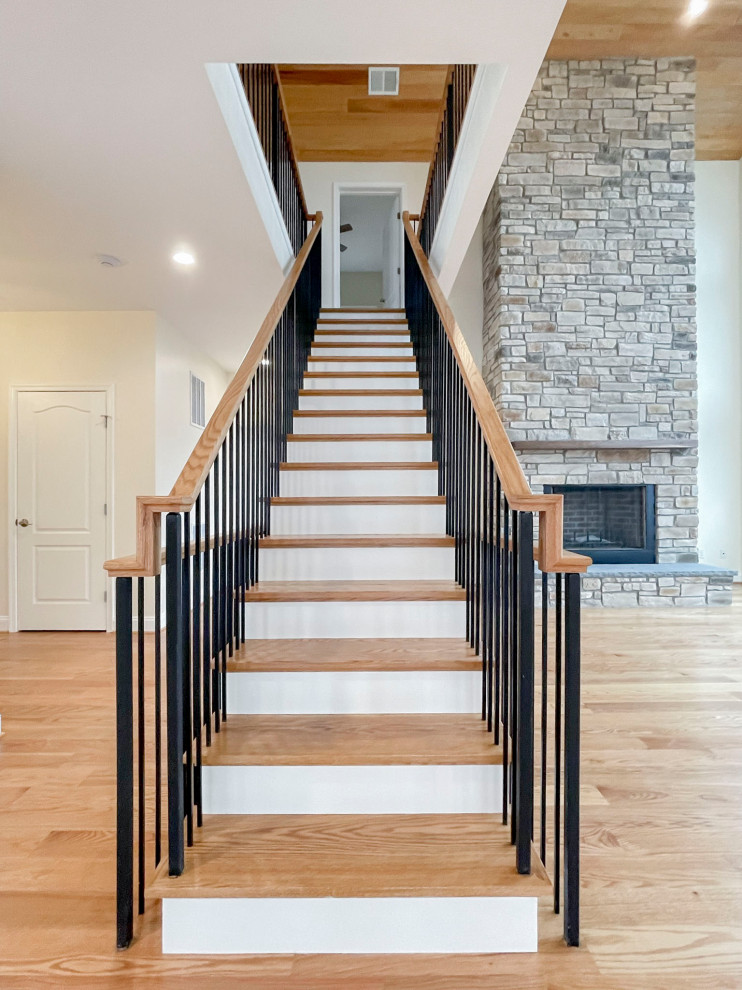 97_Airy Straight-Floating Staircase in Transitional-Mountain Home ...