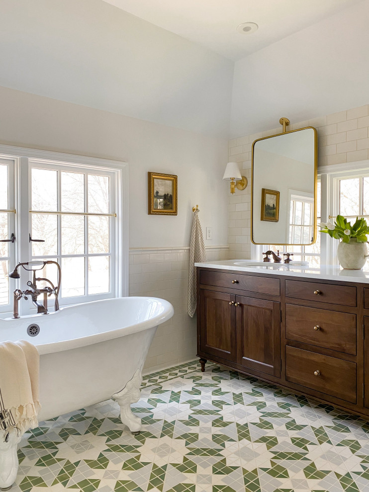 Custom Ensuite with Vintage Charm - Traditional - Bathroom ...