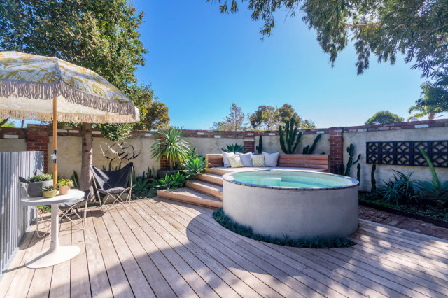 Urban above ground pool Palmyra - Shabby-Chic Style - Pool - Perth - by ...