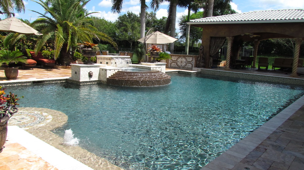 Traditional Swimming Pool w/ Elevated Spa, Tiered Spillway, Beach Area ...