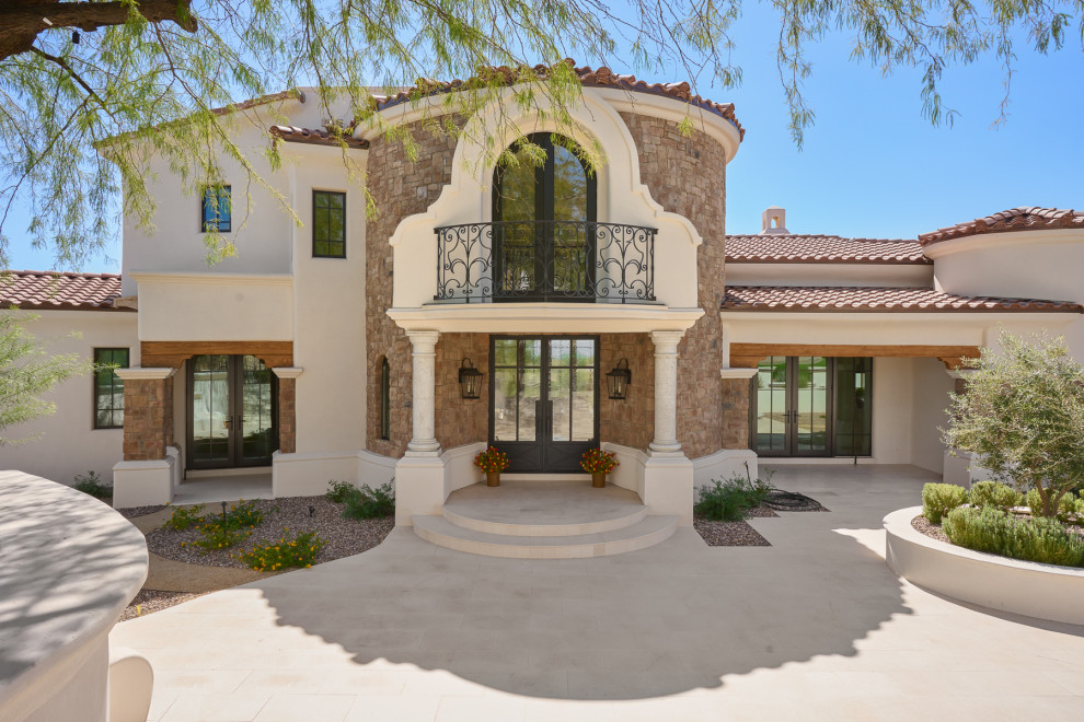 Paradise Manor Residence - Mediterranean - Exterior - Phoenix - by AB ...