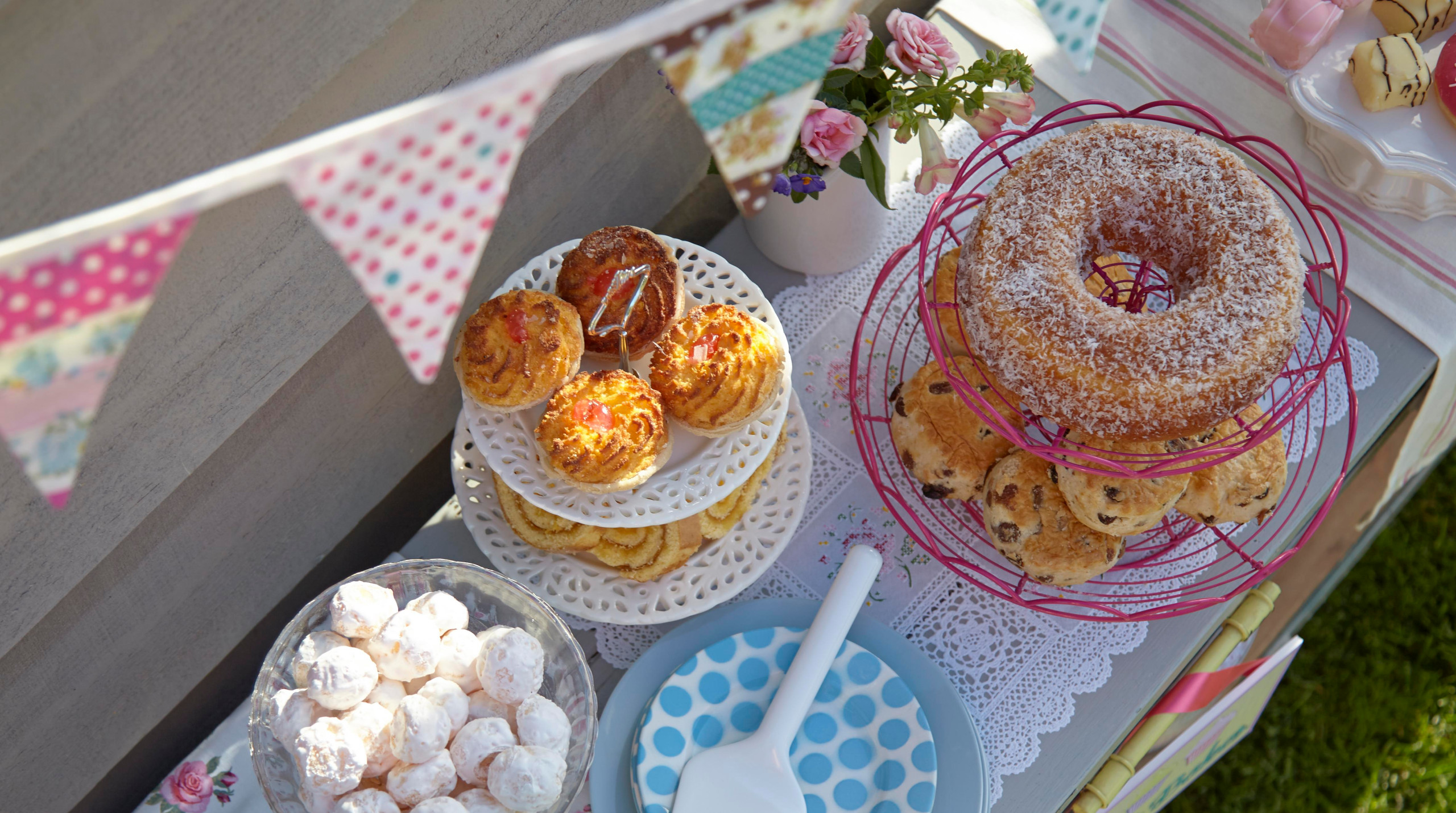 Entertaining: 11 Style Tips for Celebrating Your Wedding at Home | Houzz UK