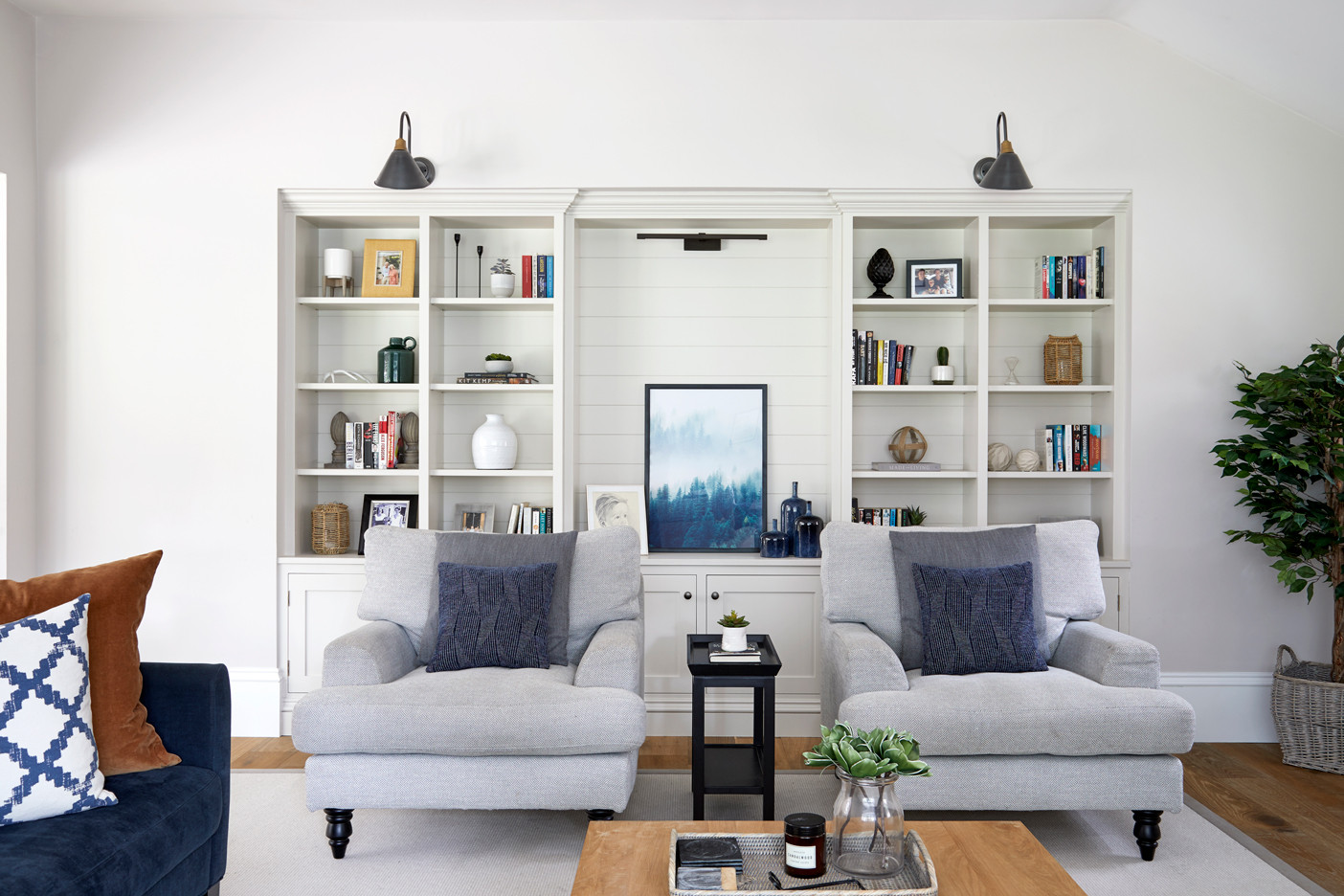 Houzz Tour: A Period Home With a Blend of Classic and Modern Styling ...