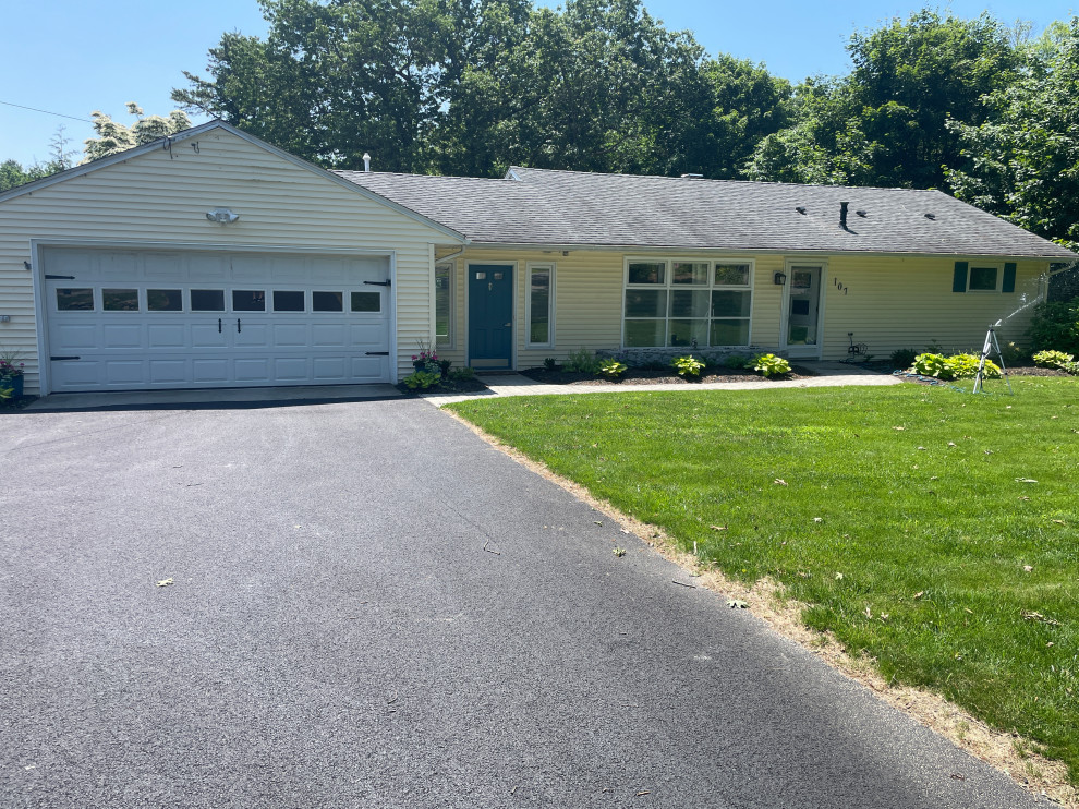 1956 low slung ranch exterior help please | Houzz Forum