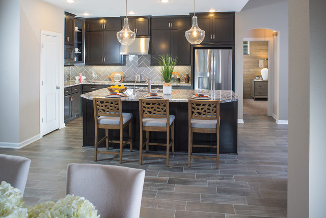 The Jewell - Kitchen - Dallas - by David Weekley Homes | Houzz UK