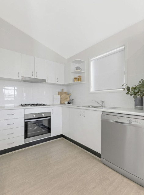 Granny Flat- Two Bedroom Tomaree - Modern - Kitchen - Canberra - Queanbeyan - by Cubitt's Granny ...