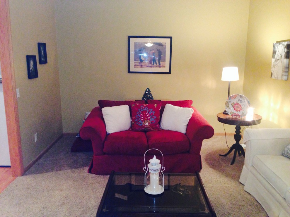 How should I stage this room? Selling