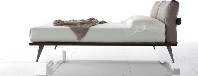 Piuma Bed, Oak Treated Base, Gray Upholstered, Metal Legs, Queen ...