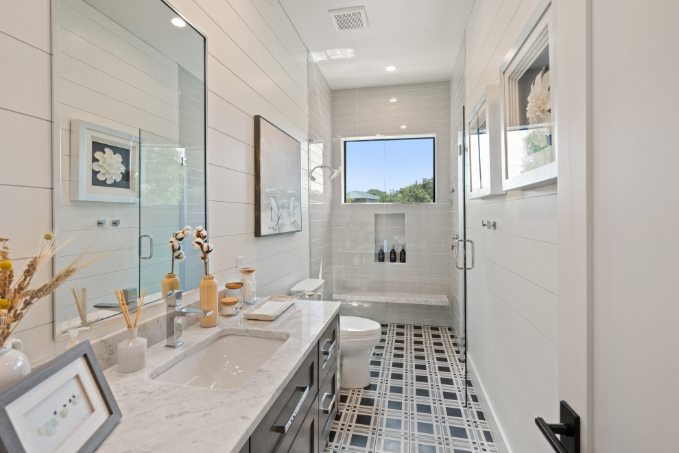 Lake LBJ Flagship - Transitional - Bathroom - Austin - by J Angelo ...