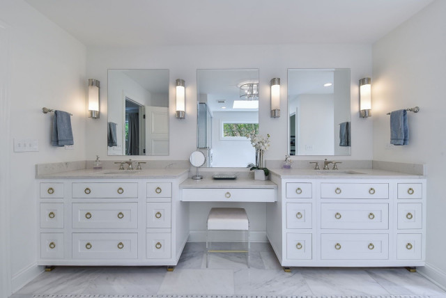 Custom Master Bath Vanity - Bathroom - Chicago - by Trim Tech Designs ...