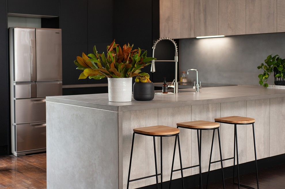 Before & after: an industrial warehouse-style kitchen | Houzz AU