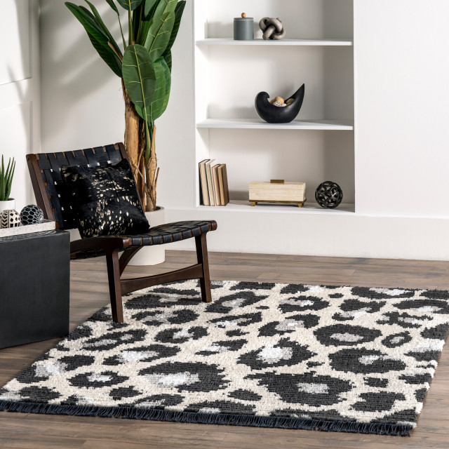 nuLOOM Angeline Modern Leopard Tasseled Area Rug, 4'x6' - Contemporary ...