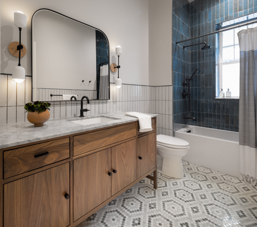 Kenwood Residence - Midcentury - Bathroom - Chicago - by Kuchar | Houzz