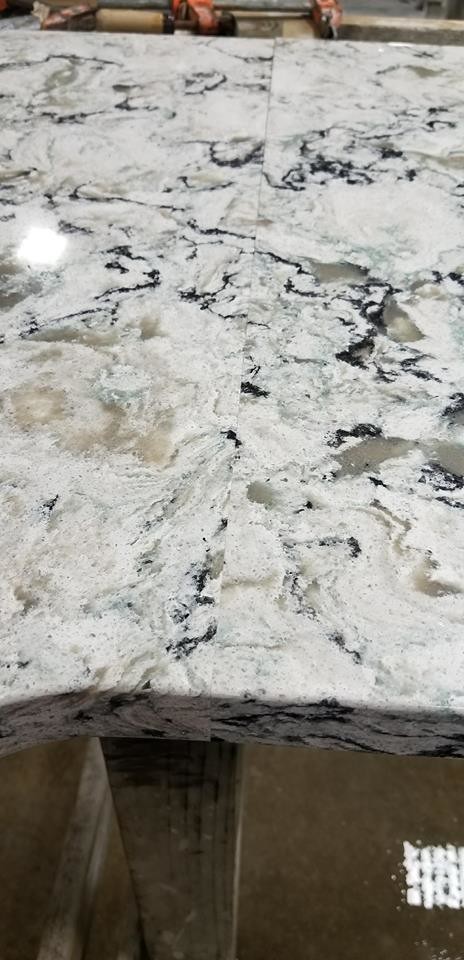 Cambria Praa Sands Quartz Seam