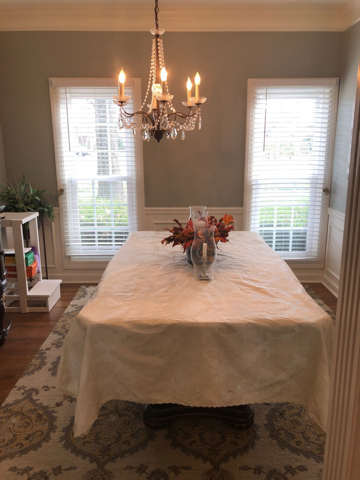 asymmetrical windows in a square dining room