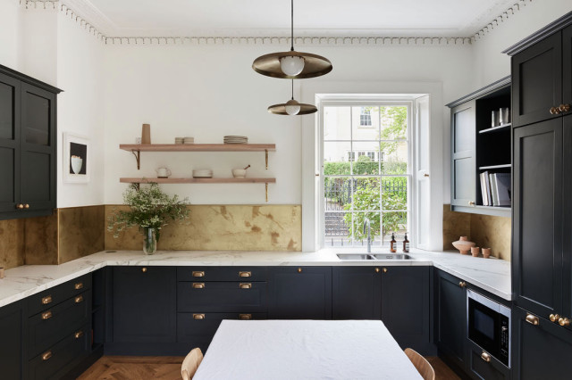 Period-style Cabinets in a Georgian Kitchen | Houzz UK