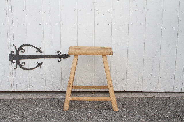 Rustic Farmhouse Wood Stool - Rustic - Accent And Garden Stools - by De ...