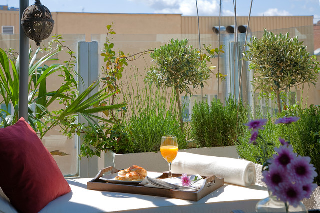 Simple Pleasures: A Real Sit-Down Breakfast