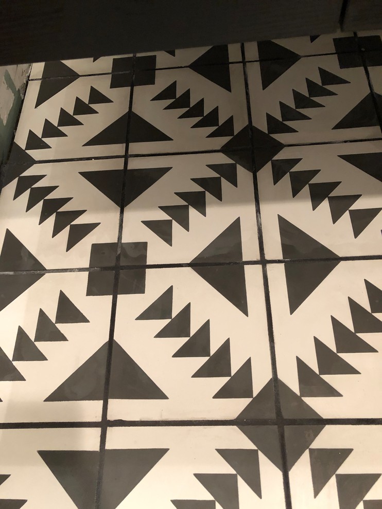 How to achieve “wet look” on cement tile?
