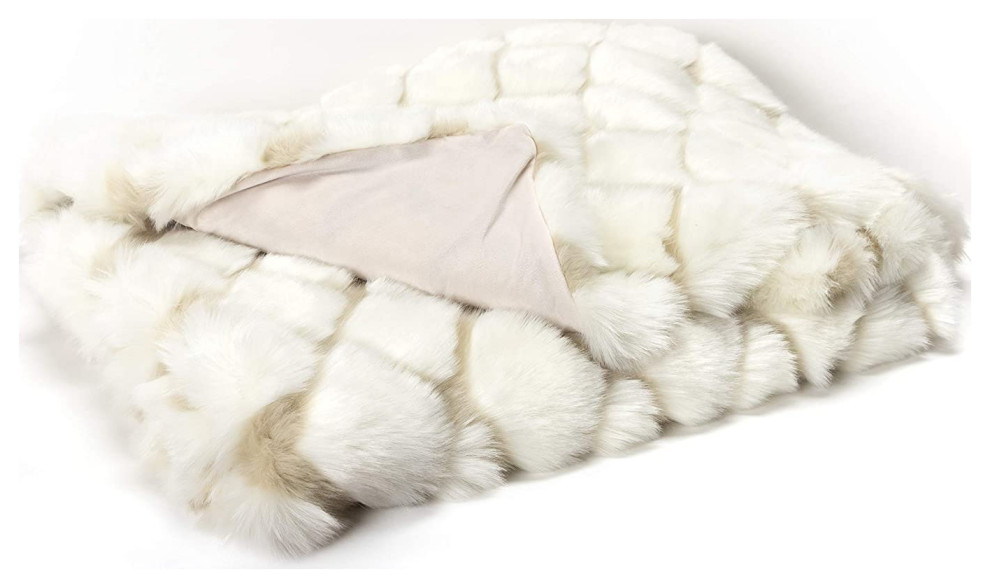 Rizzy Home 50" x 60" Throw - Contemporary - Throws - by Uber Bazaar | Houzz