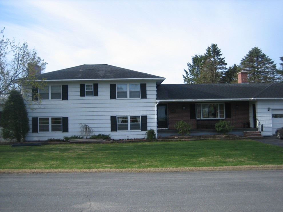 Help with colonial with no front door