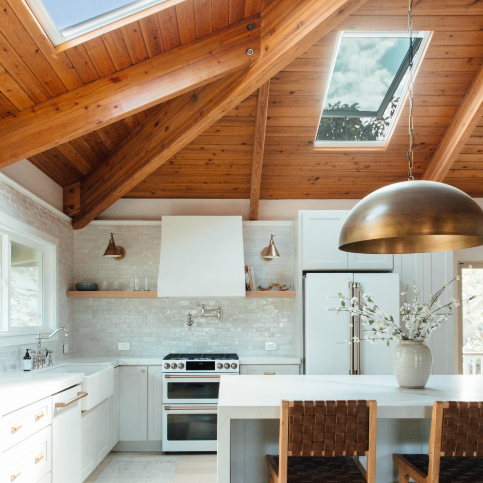 VELUX Kitchen - Farmhouse - Kitchen - Charlotte - by VELUX | Houzz