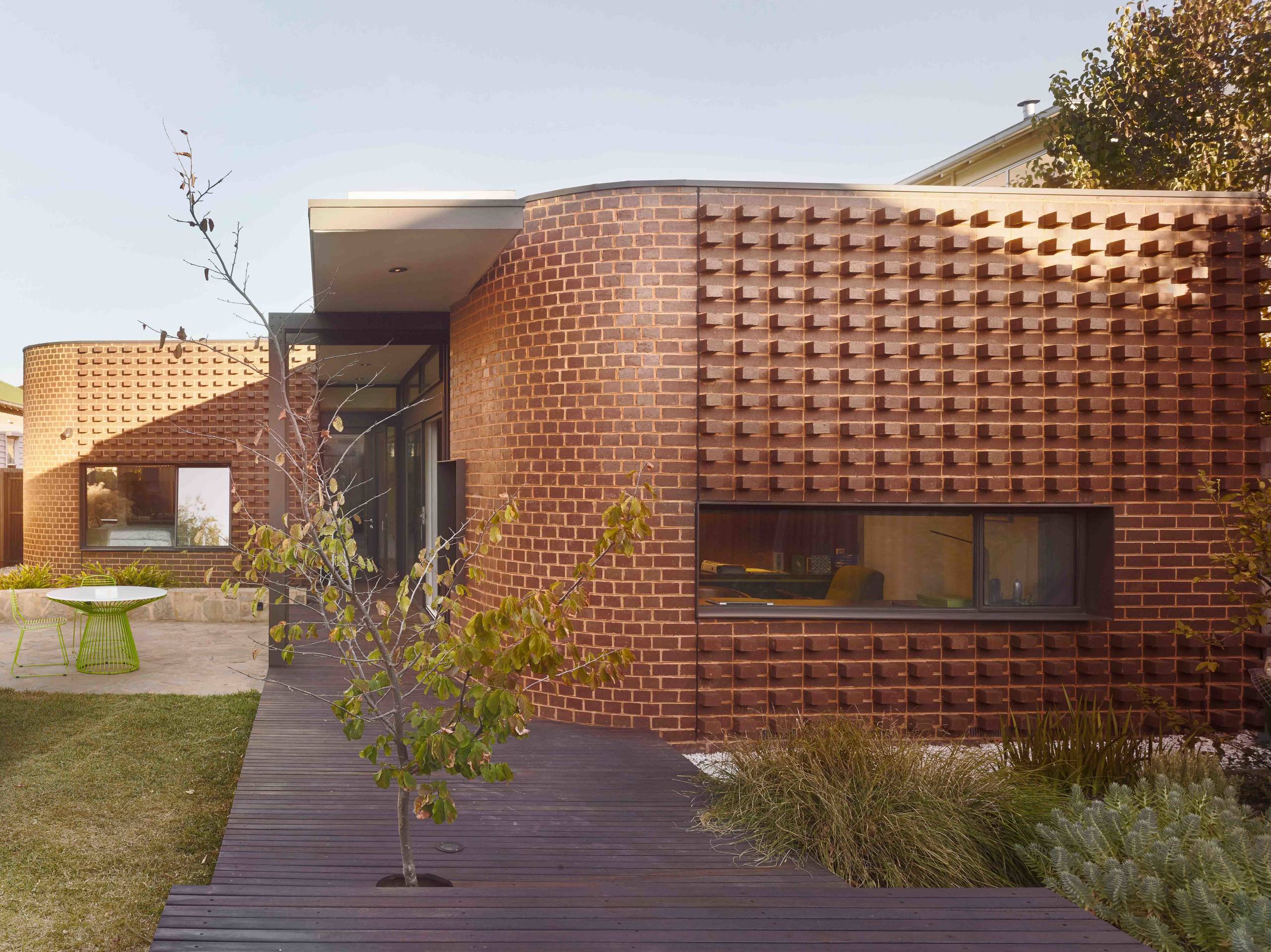 Not Your Average Brick Facade | Bold Brickwork for Your Exterior | Houzz AU