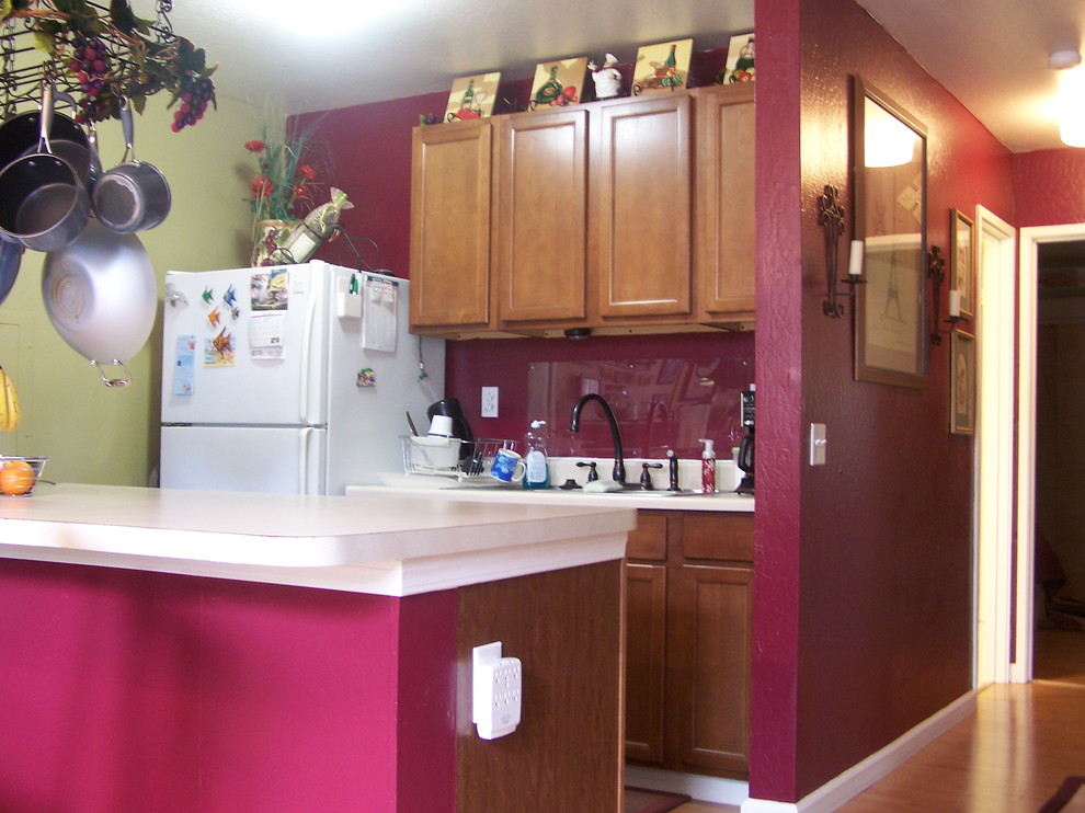 Very small 72 sq ft kitchen needs redesign for better efficiency