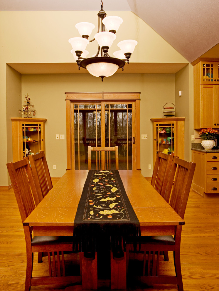 Arts and Crafts - Craftsman - Dining Room - Chicago - by HELMAN ...
