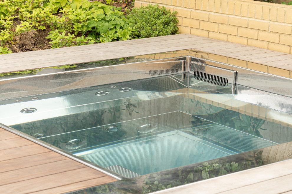Luxury Stainless Steel Hot Tub - Modern - Pool - Hertfordshire - by ...