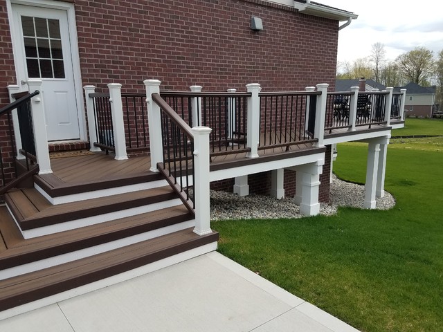 Custom Trex Deck with Catwalk - Contemporary - Detroit - by Miles ...