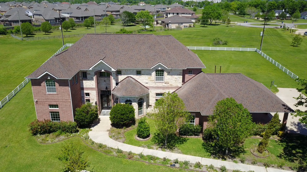 CertainTeed Landmark Max Def Roof in Rosenberg, TX - Contemporary ...