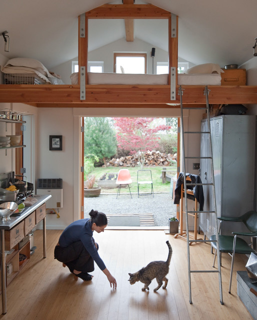 Houzz Tour: Industrial Minihouse in Seattle