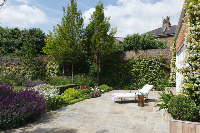 How to Design a South-facing Garden | Houzz IE
