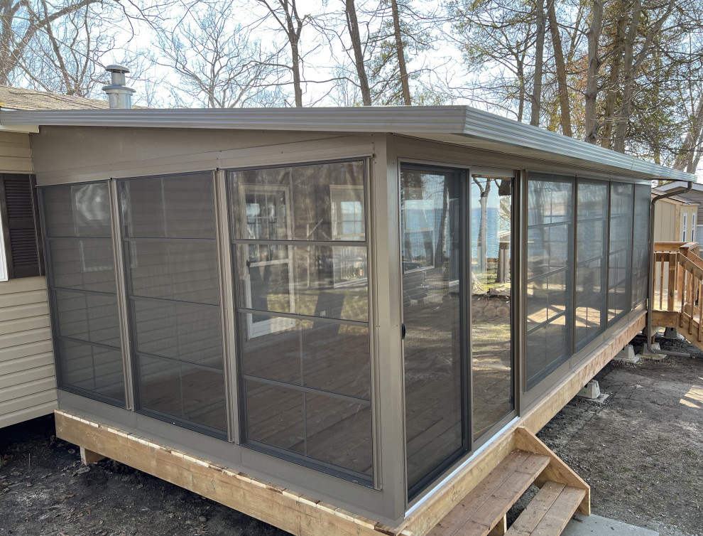 Stacking Window/Sunroom for Trailer - Sunroom - Toronto - by Craft-Bilt ...